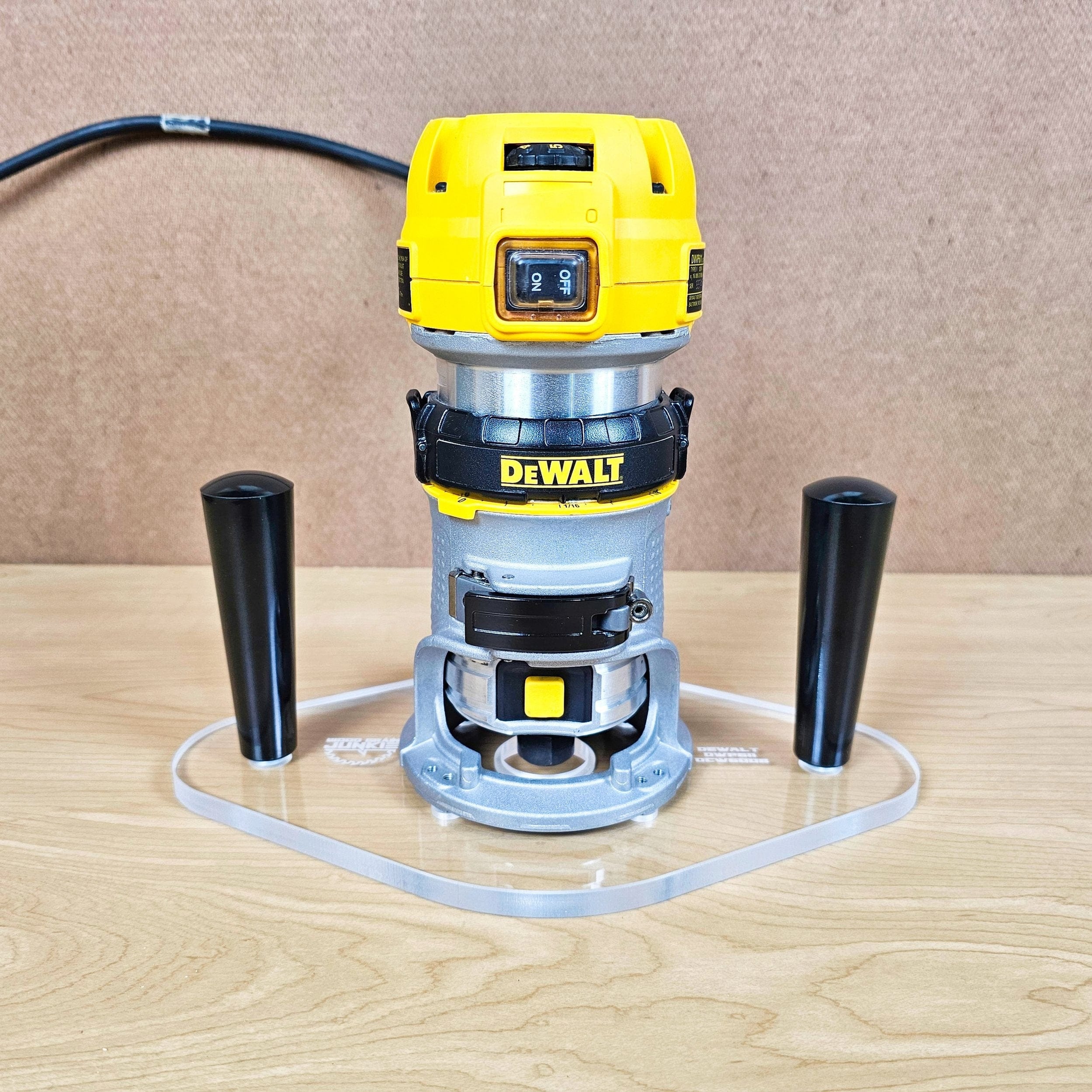 TrimFit Pro™ DeWalt (DWP611 / DCW600B) Dual Grip Router Base Plate ...